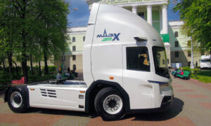 Концепт гибридного седельного тягача МАЗ-X